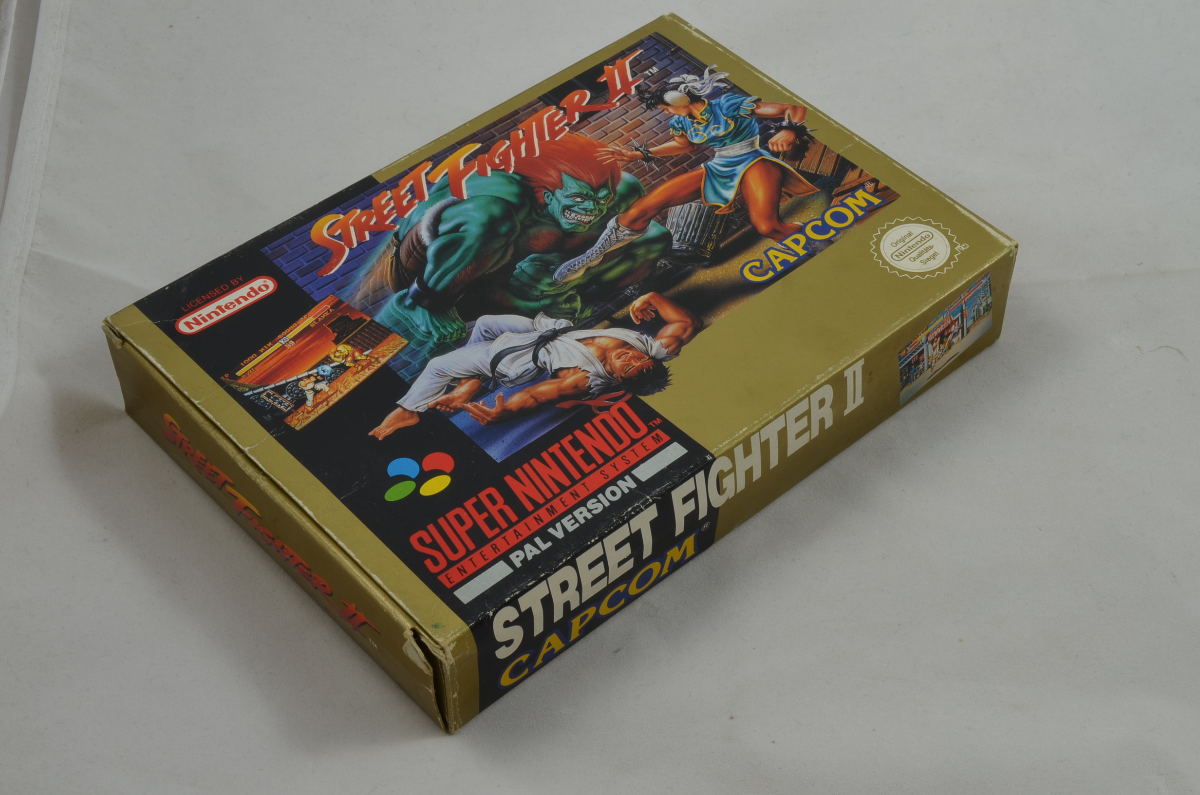 Retro Gamer Paradise - Street Fighter II SNES Spiel